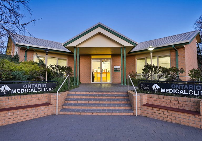 Spriggins Othropaedics - Hip and Knee joint surgeon